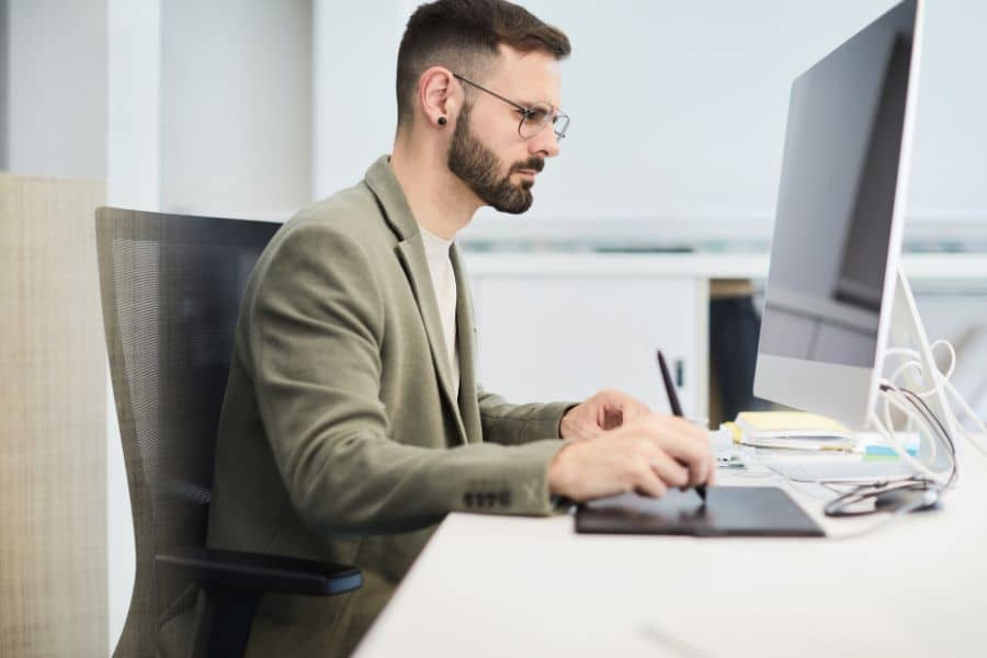 Contract Intelligence - Livingstone